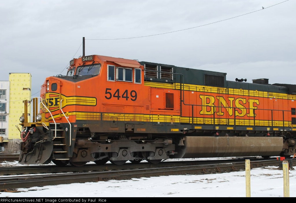 BNSF 5449